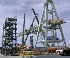 Utah Point Shiploader Erection